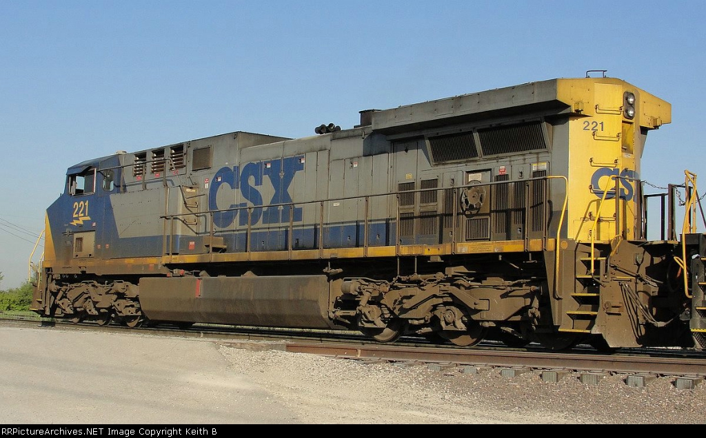 CSX 221